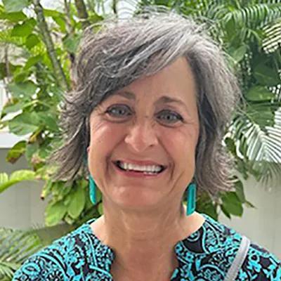 I will lift up my hands - NewsBreak