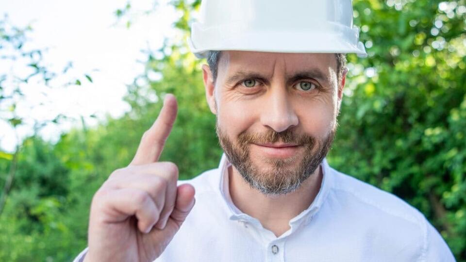 15 Hard Jobs That Pay Well and Are in High Demand - NewsBreak
