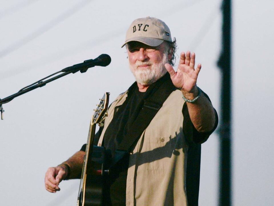 Great Lakes singer-songwriter Pat Dailey dies at 83