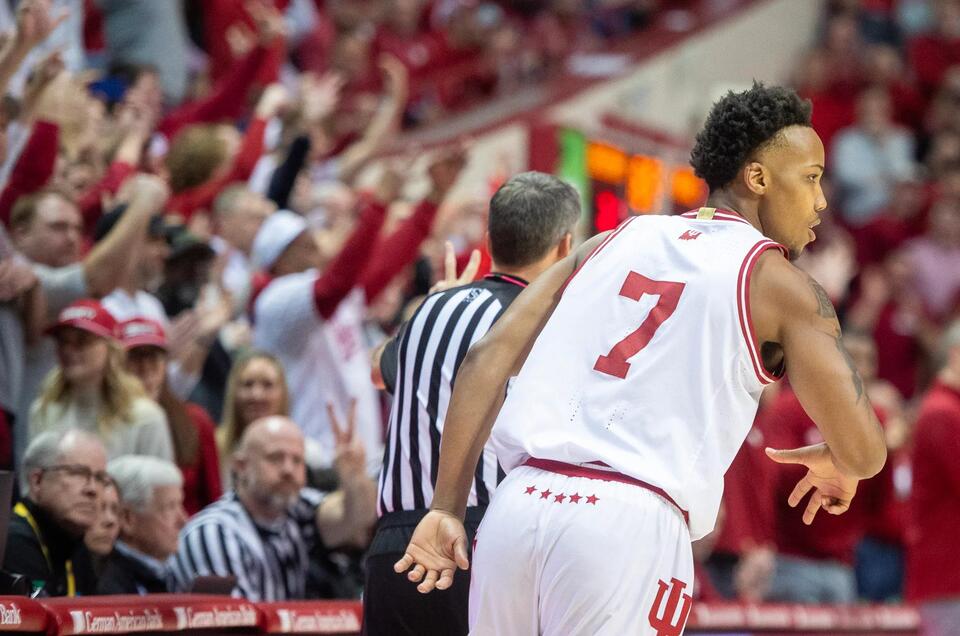 Indiana basketball's Conor Enright lifts Hoosiers to win over Purdue ...