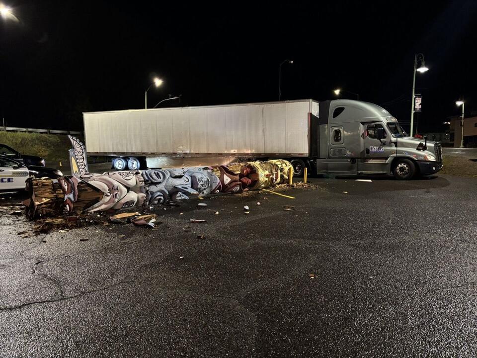 Truck knocks over Weed's iconic totem pole; landmark damaged - NewsBreak