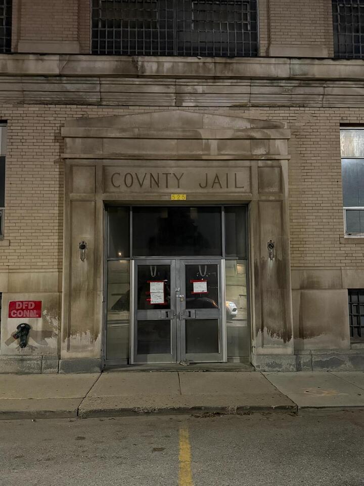 Work begins to tear down old Wayne County Jail in Detroit - NewsBreak
