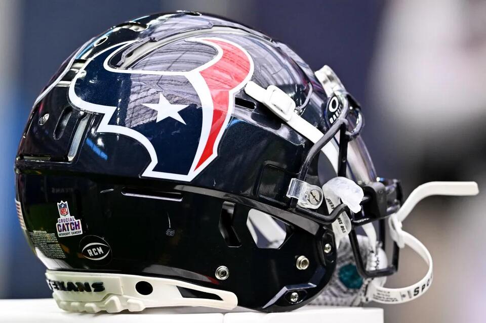Son of Houston Texans owner reportedly trying to wrestle away control ...