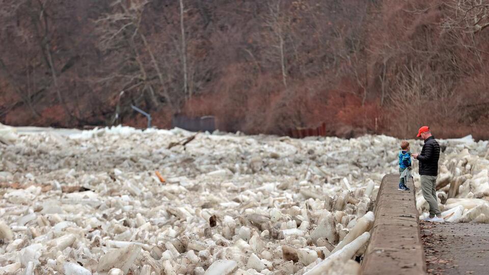 See the massive ice dam that has formed on the Rocky River (photos ...