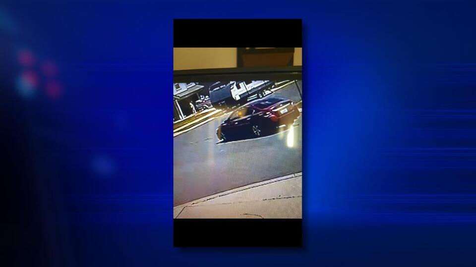 Police release photo of suspects' car in BB gun shooting incident in ...