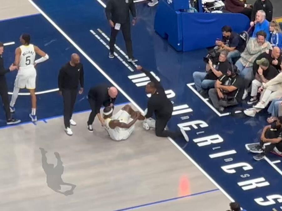 Utah Jazz's Taylor Hendricks Stretchered Off Court After Gruesome Injury