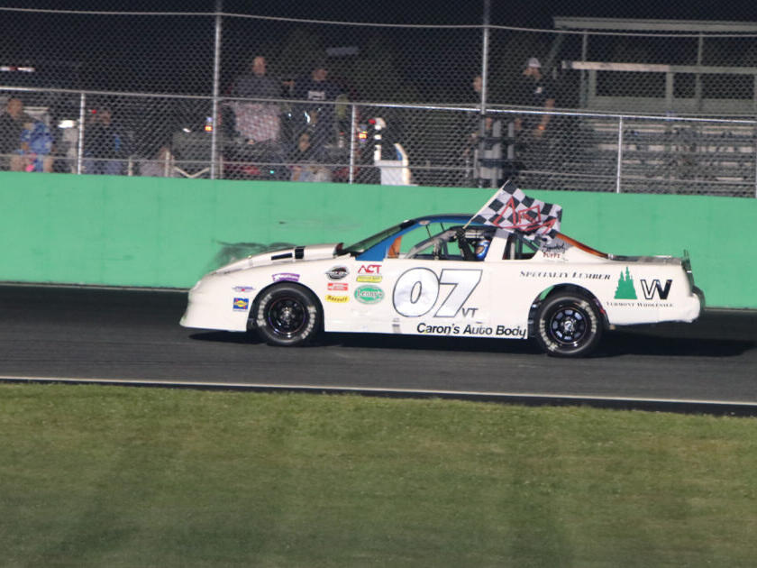 Sam Caron Goes Lights Out on Myers Container Round #1 at Thunder Road