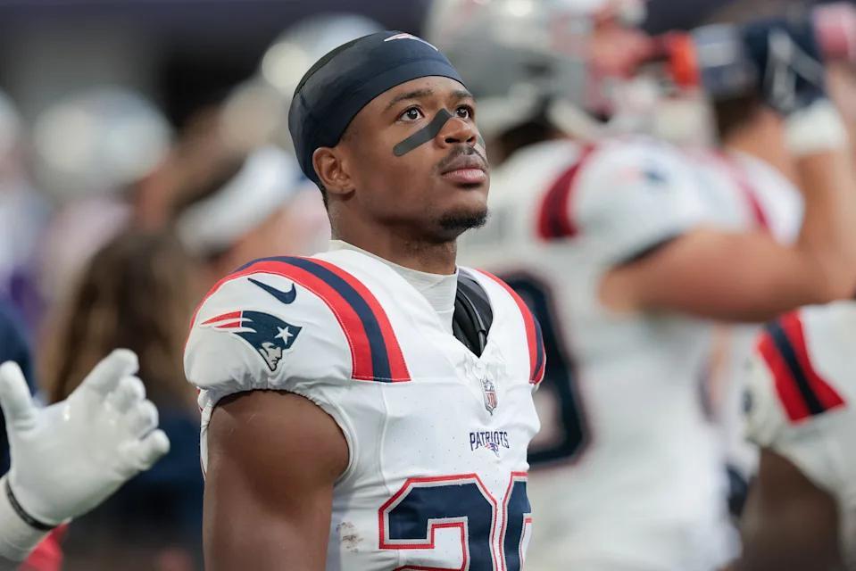 Patriots elevate Jeremiah Webb, Leonard Taylor III from practice squad ...