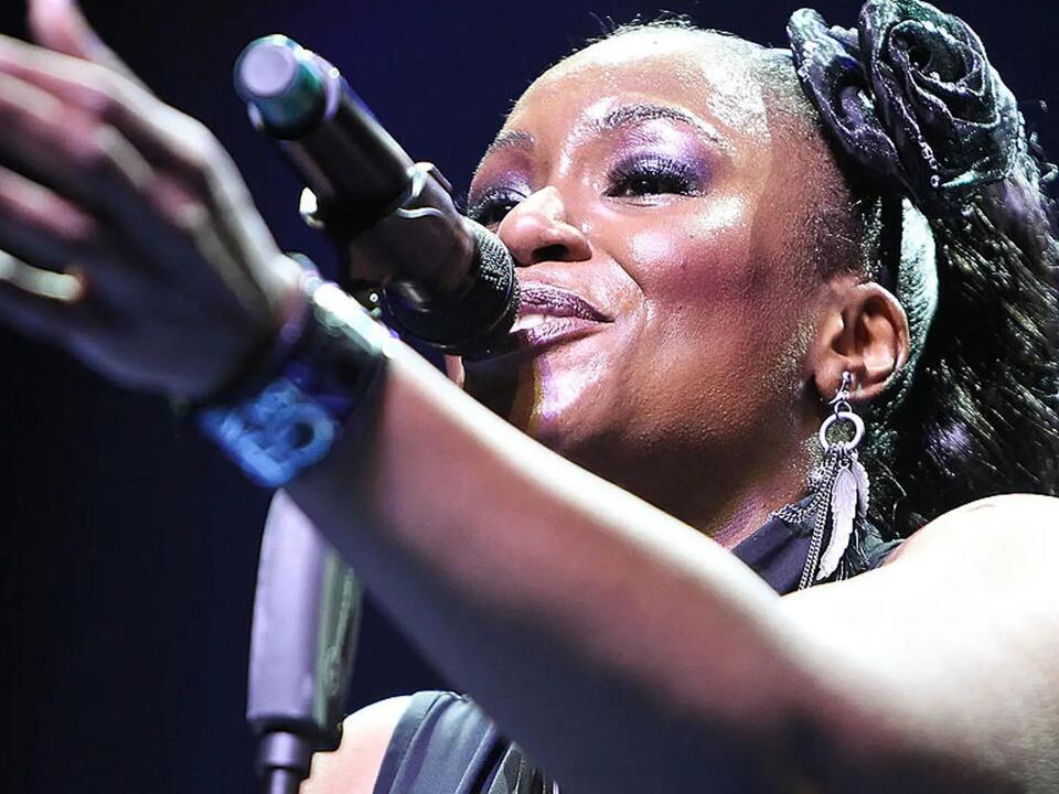 ‘American Idol’ Alum and Grammy Winning Gospel Singer Mandisa Dead at 47