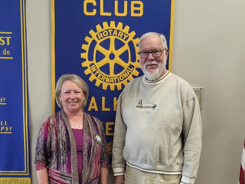 Walker Rotary volunteering in Cambodia