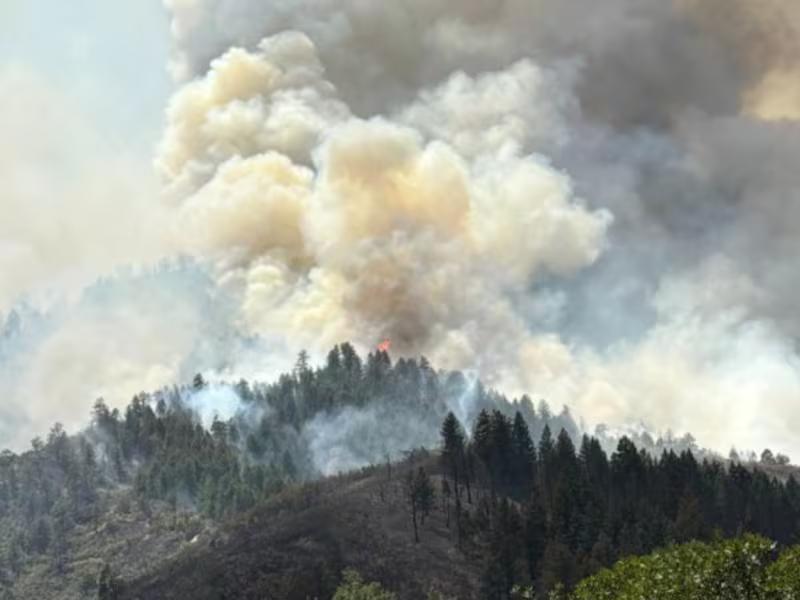 Quarry Wildfire forces hundreds to evacuate