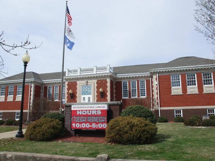 Illinois secretary of state denounces attempt to replace three ...