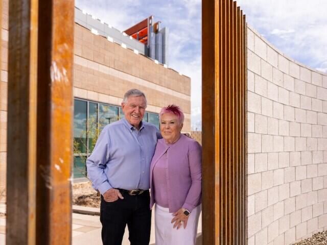 Phoenix Children's receives $5 million donation from Jerry and Vickie ...