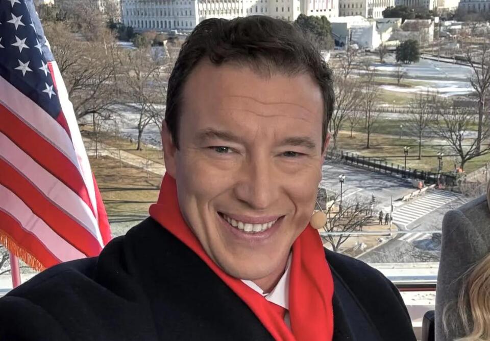 Who is Carl Higbie? What we know about former Navy Seal eating tacos ...