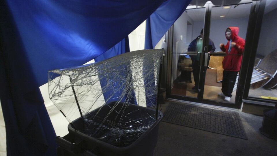 Pennsylvania Art Theft Ring Case: Man Sentenced for Role in Warhol and ...