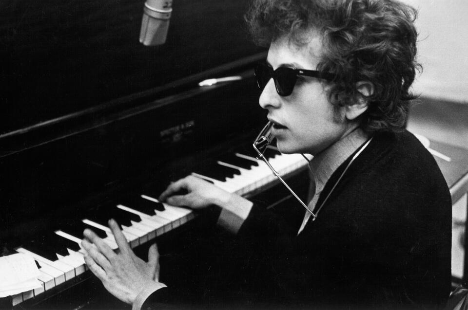 85 Quotes by Bob Dylan - NewsBreak