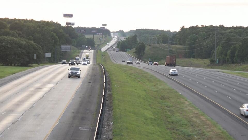 ‘We decided to get out of town’ | Travelers adjust plans ahead of ...