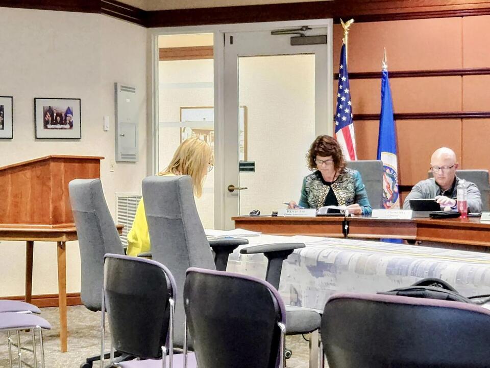 Steele County Commissioners approve new voting equipment - NewsBreak