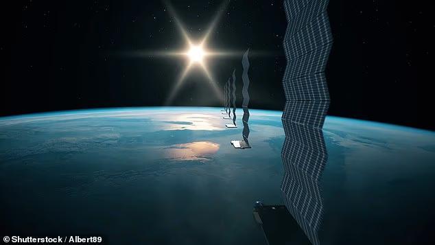 Major solar storms hitting Earth in HOURS causing widespread ...