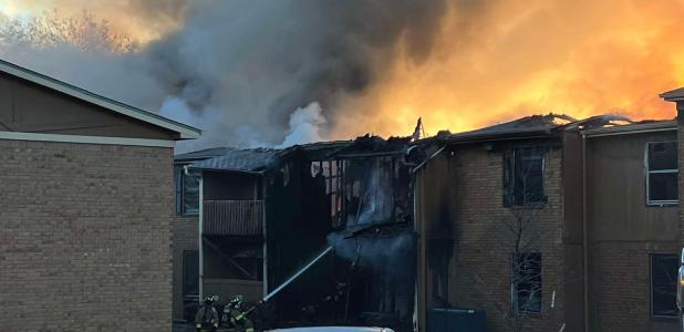 Early morning fire displaces 16 families at apartment complex, cause ...