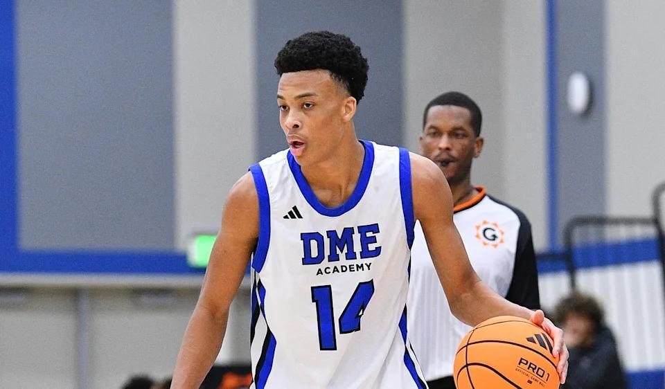 Top Kentucky target Ryan Hampton remaining in 2027 class - NewsBreak
