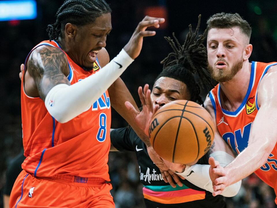 Johnson scores 25 points and Spurs win 7 straight with 130-110 win over ...