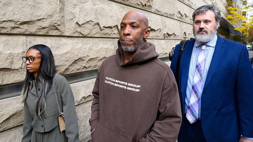 Chauncey Billups appears to be unnamed conspirator alleged to have ...