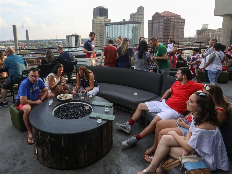 The Heights restaurant downtown announces temporary closure - NewsBreak