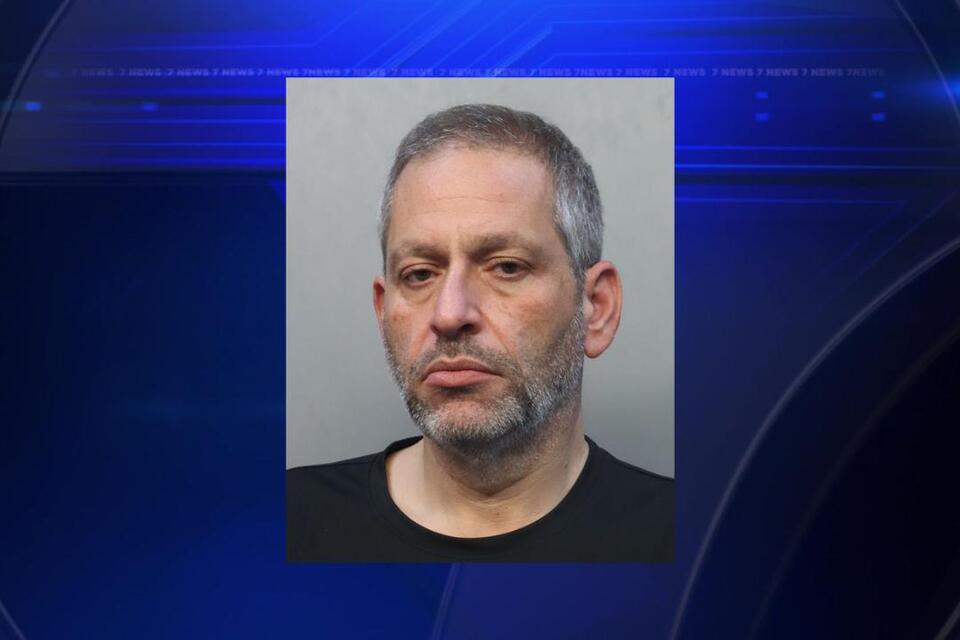 Man arrested for pointing gun at valet worker in Miami Beach - NewsBreak