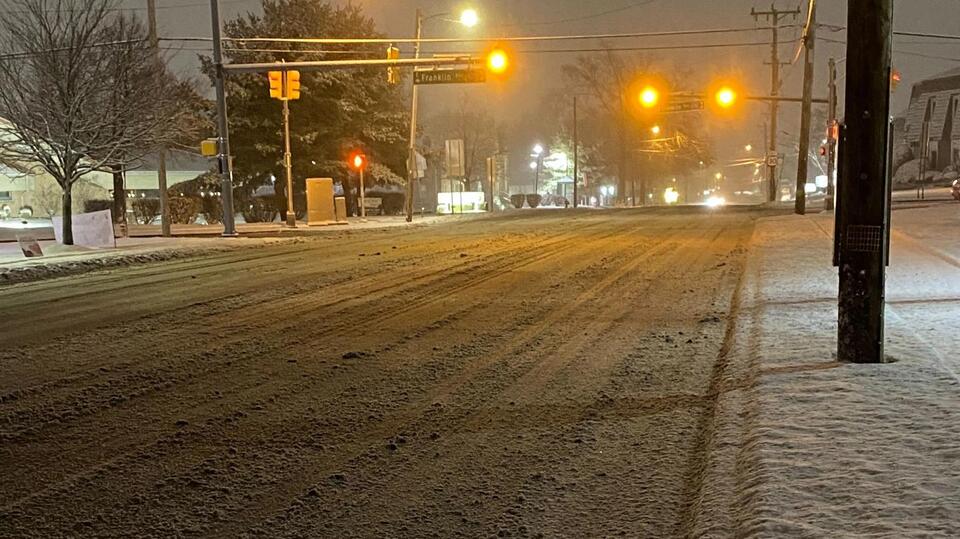 ‘Inverted storm’ dumps nearly 8 inches of snow down the shore - NewsBreak