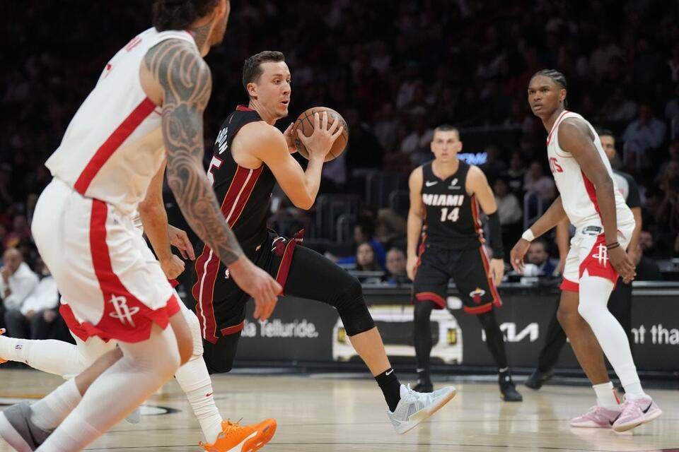 Duncan Robinson Injury Update: Left Sacroiliac Joint Dysfunction ...