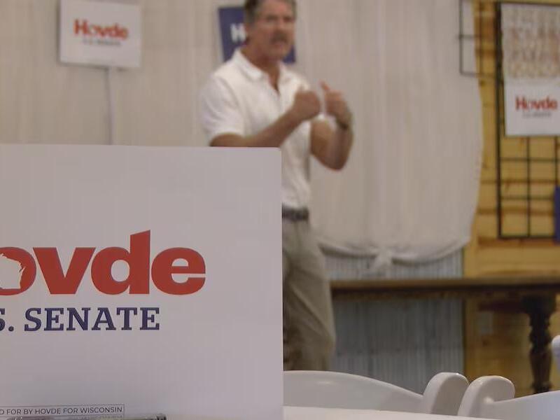 U.S. Senate candidate Eric Hovde campaigns in Northern Wisconsin