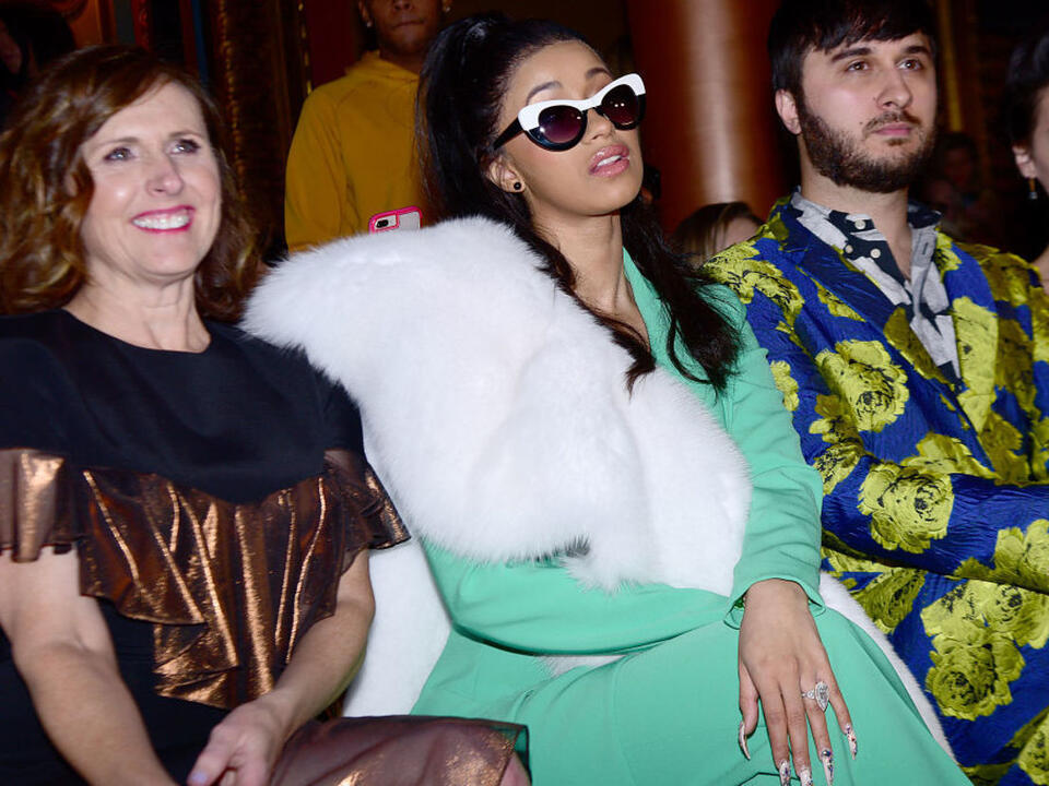 Nail Professionals Are Sharing What Not To Do To Your Nails And Yes