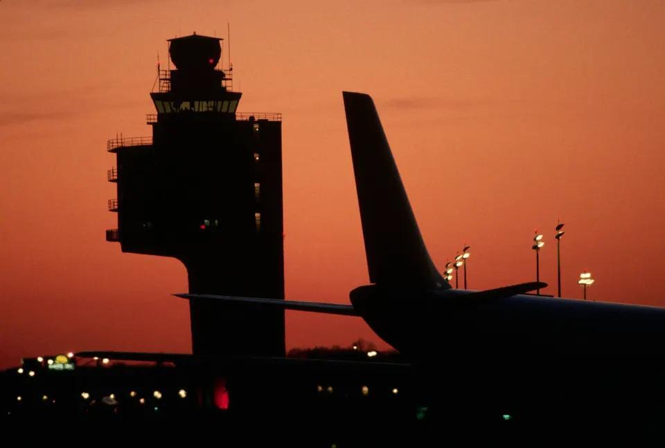 Air Traffic Staffing Issues Amid Shutdown Cause Ground Stop At Newark ...