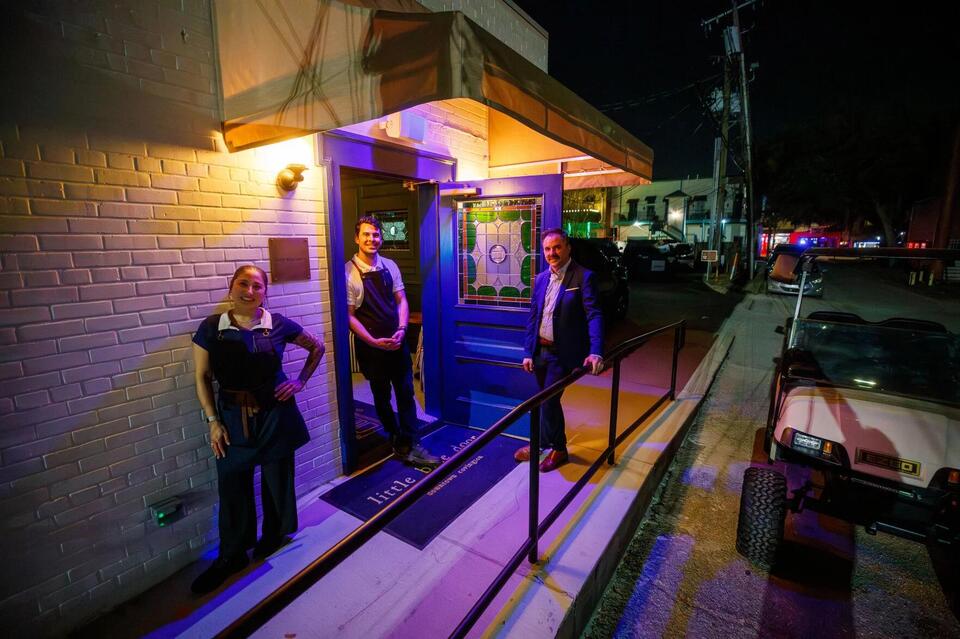 This cocktail bar in downtown Covington is like a secret no one can ...