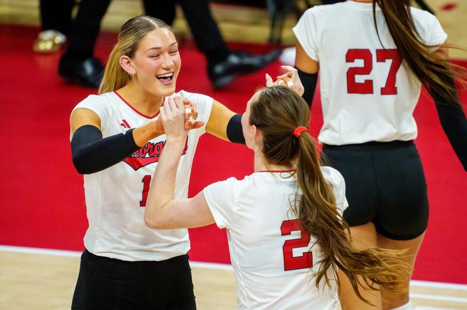 Bergen Reilly, Laney Choboy and Other Nebraska Volleyball Stars React ...