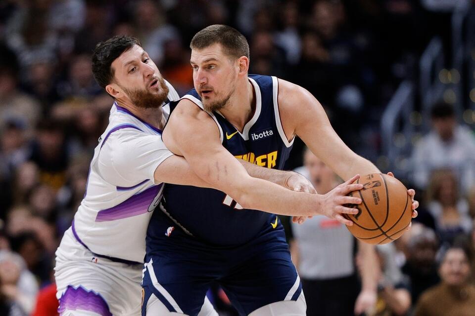 Mavericks face tall task vs. Nikola Jokic, Nuggets - NewsBreak