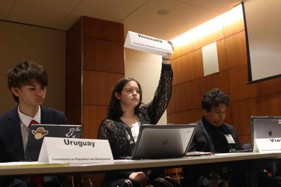 Model UN wins nine awards at Metro Kansas City Model United Nations ...
