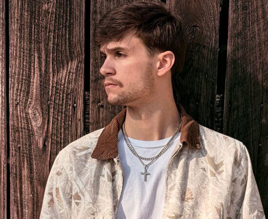 Meet Hunter Jordan of The Voice Season 29 - NewsBreak