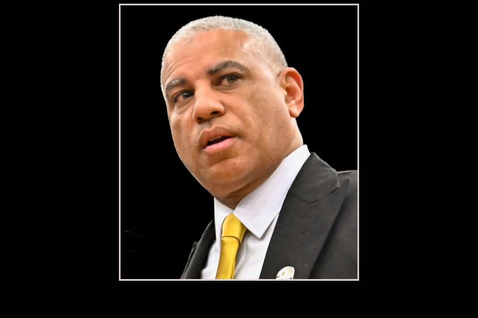 Spencer Leak Jr., Civic Leader and Funeral Director, Dies at 56 - NewsBreak