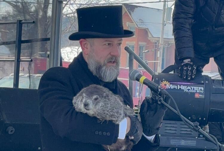 5 Fun Facts About Punxsutawney Phil, America’s Most Famous Groundhog ...