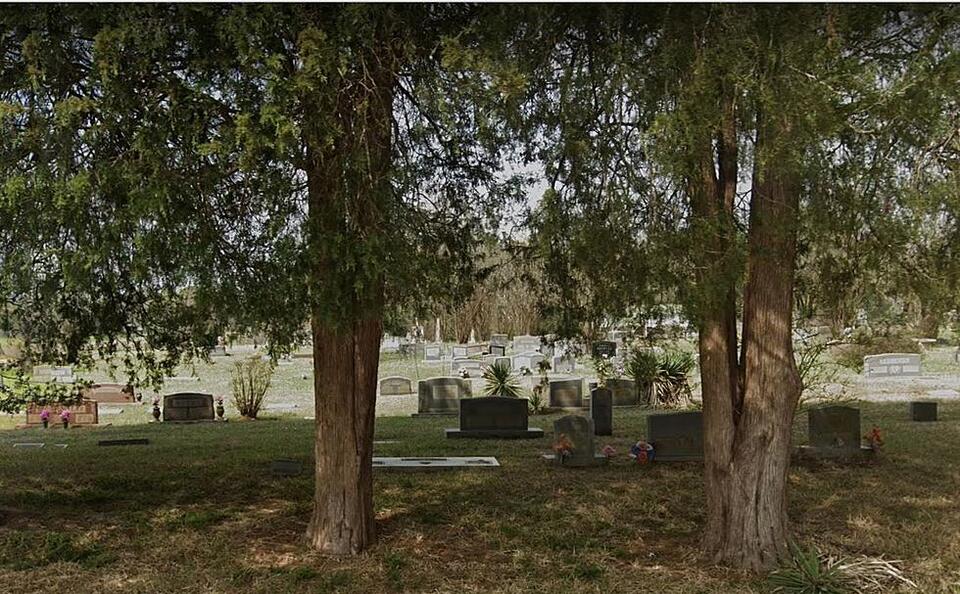 Walking Through Time: 10 of East Texas’ Oldest Cemeteries - NewsBreak