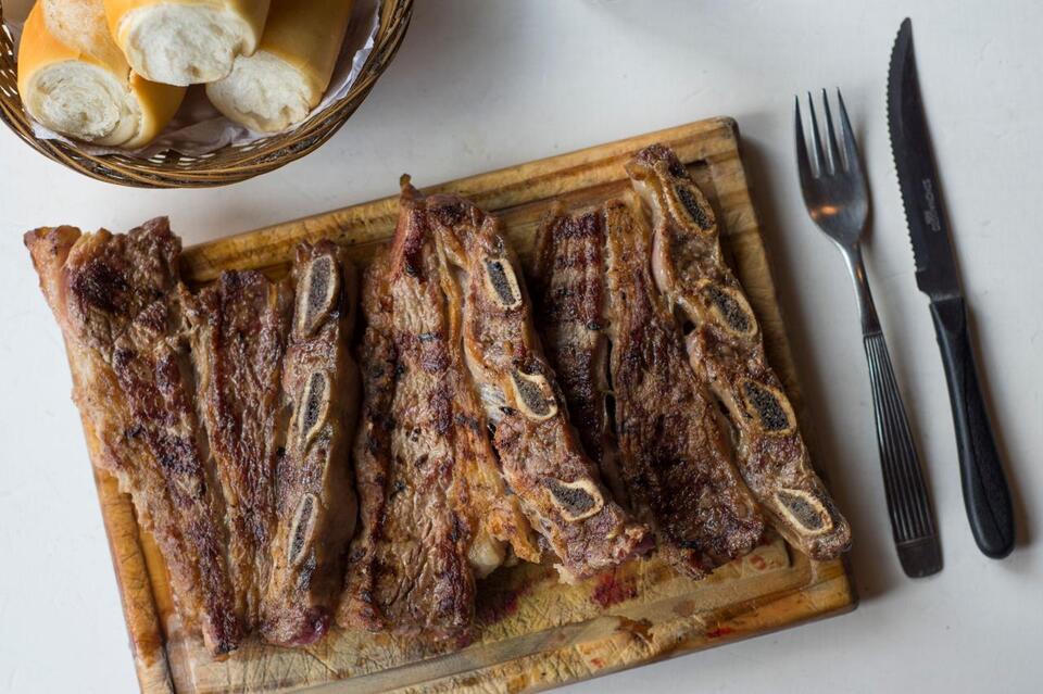 Houston, Texas Steakhouse Shock as Viral Raw Ribeye Video Sparks Food ...