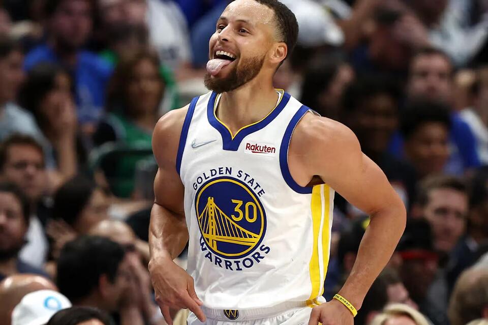 Is Steph Curry Cooking Something up With Nike in His Sneaker Free ...