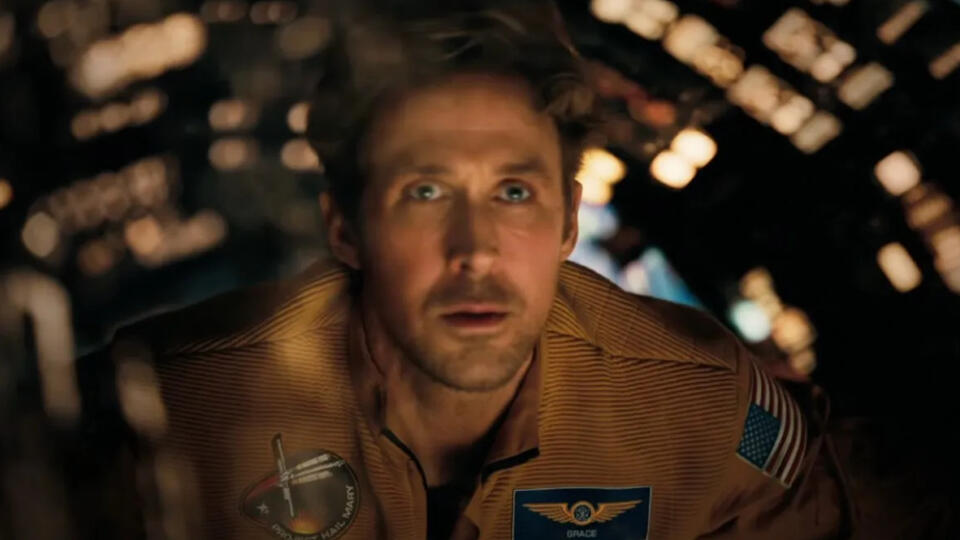 Ryan Gosling Explores Space & Meets an Alien in Project Hail Mary Final ...
