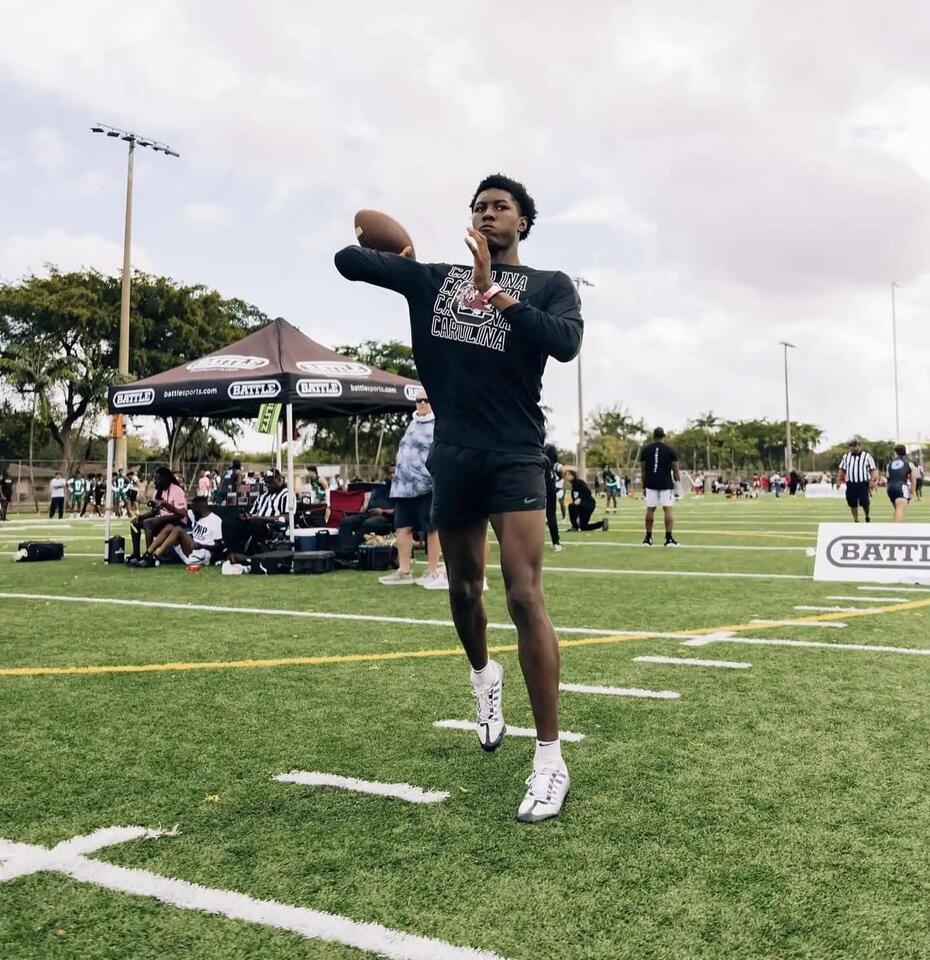 WVU Football Offers Top 2026 Dual-Threat QB Prospect - NewsBreak