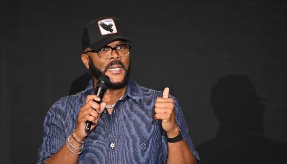 Tyler Perry Says Derek Dixon ‘Needs Help’ Amid Sexual Assault Claims ...