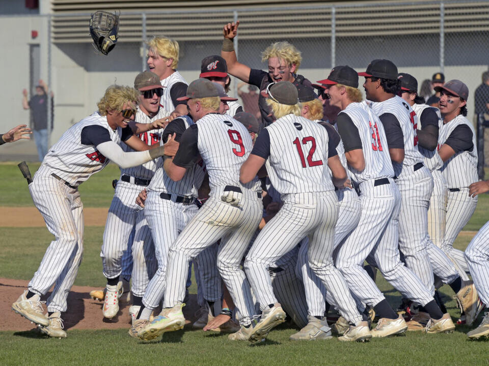 Hart baseball punches ticket to CIF title game