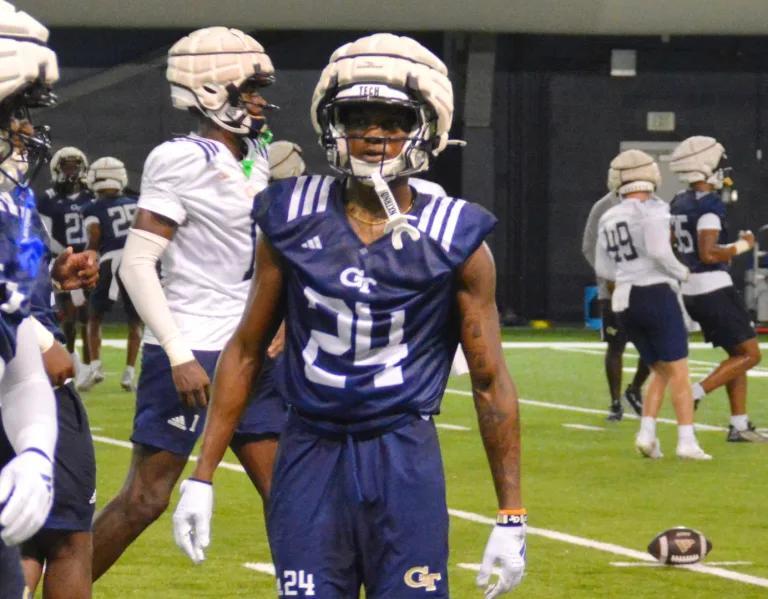 Tech DB Jayden Davis enters transfer portal - NewsBreak