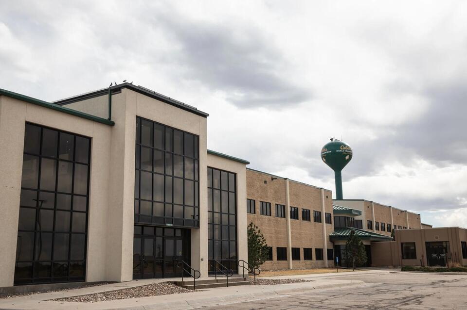 University of Nebraska enters lease for former Cabela’s building in ...